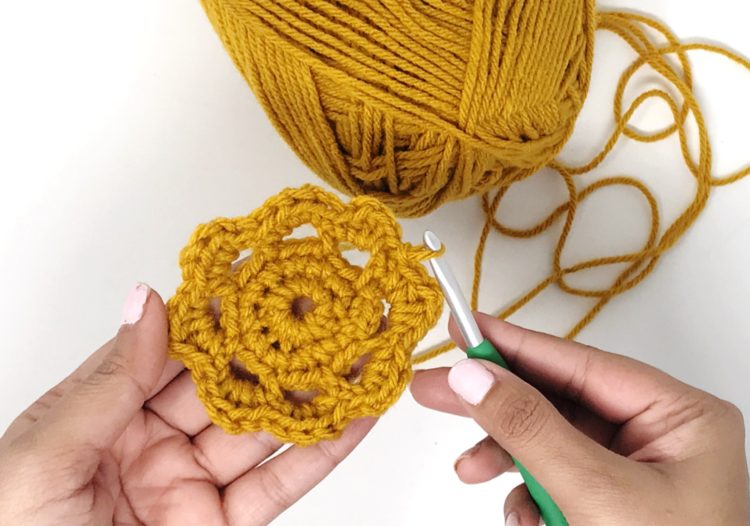 My Favorite Crochet Flower Block Patterns - Smiling Colors