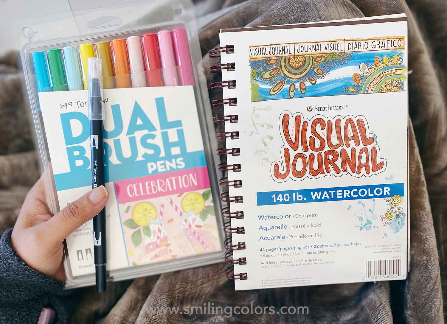 Brush Pen Drawing Easy Tutorial Beginners - Smiling Colors