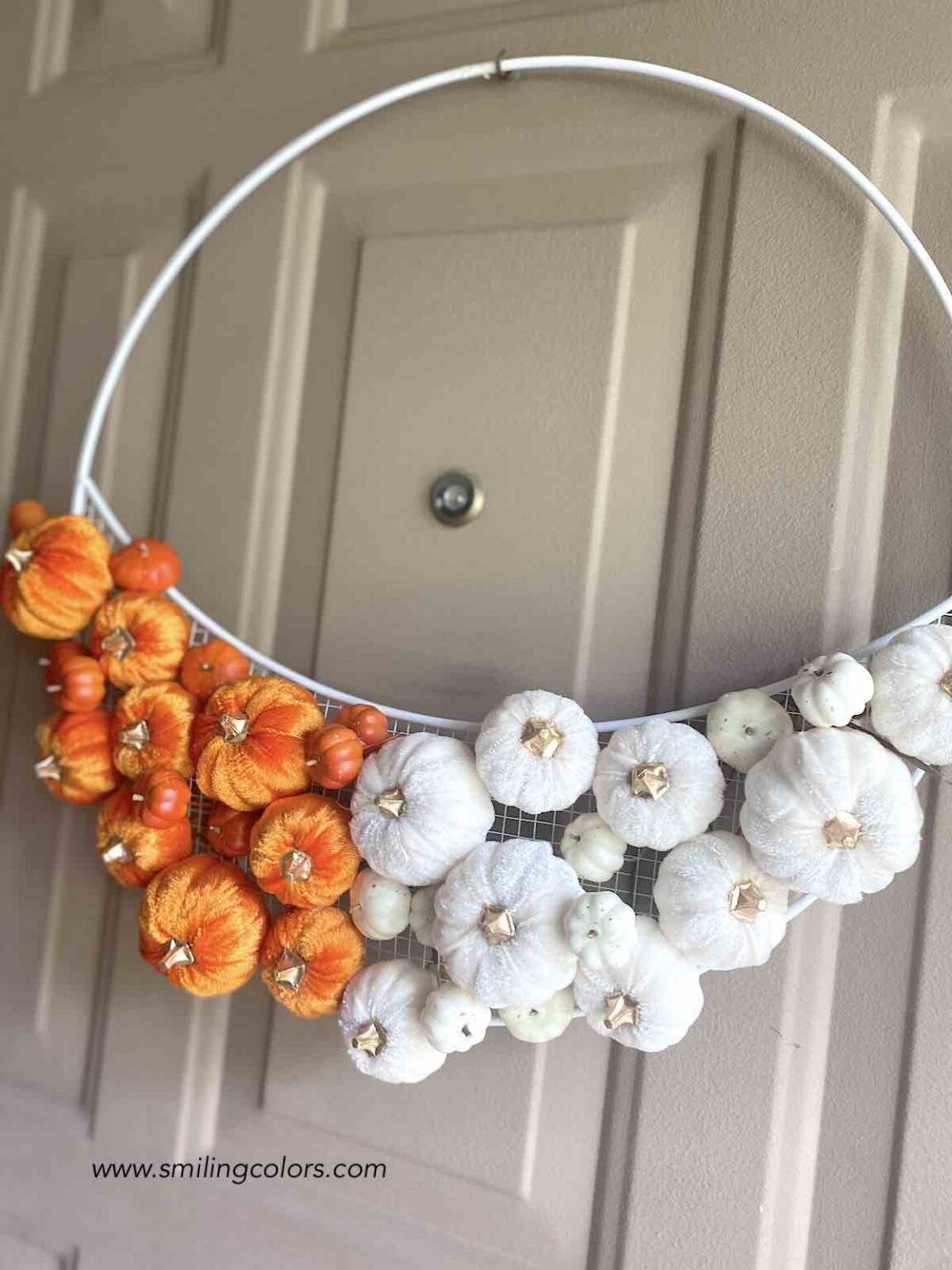How To Make A Pumpkin Wreath - Smiling Colors